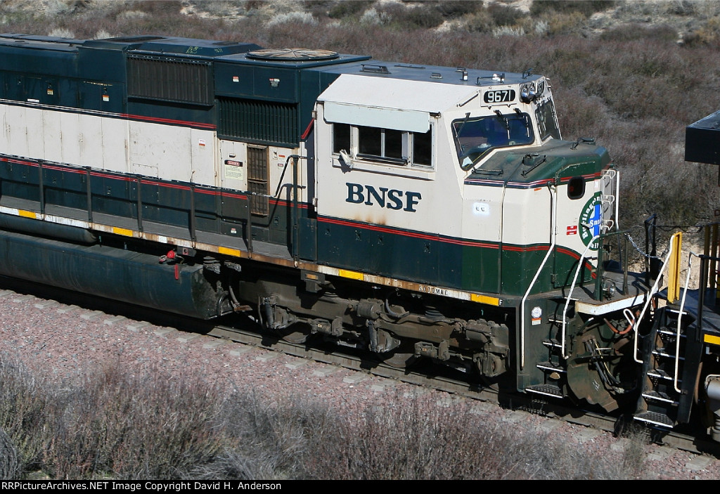 BNSF 9671